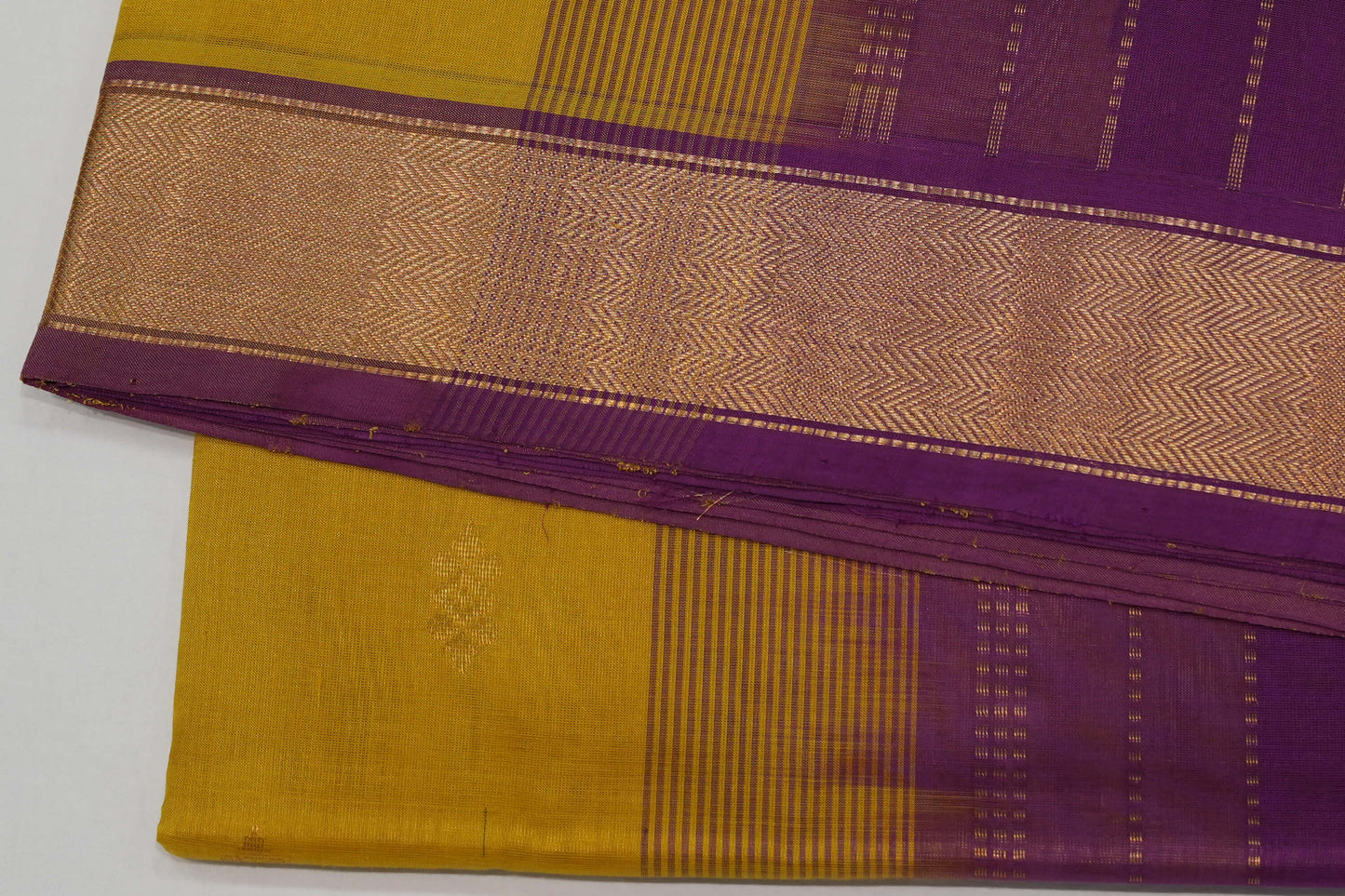 Elaichi green Silk Cotton Saree by Shreenivas Silks PSSR017259 – Parisera
